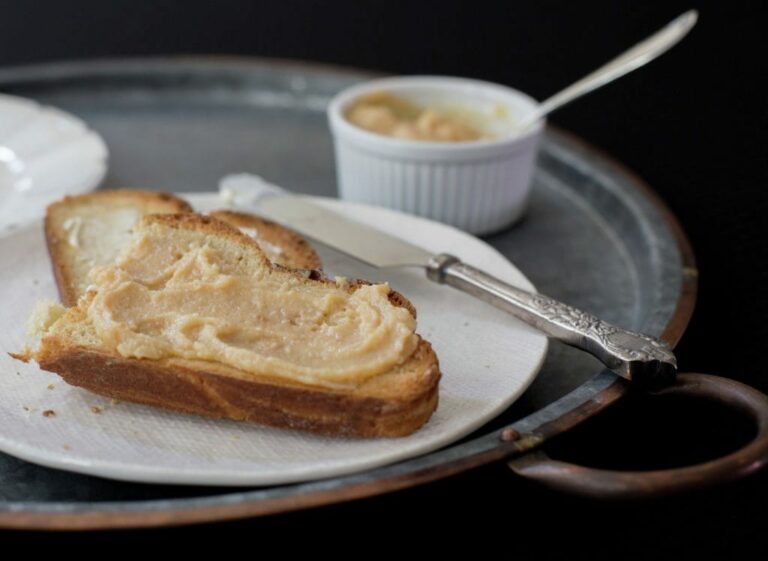 Chilean Cookies & Candy - Pilar's Chilean Food & Garden