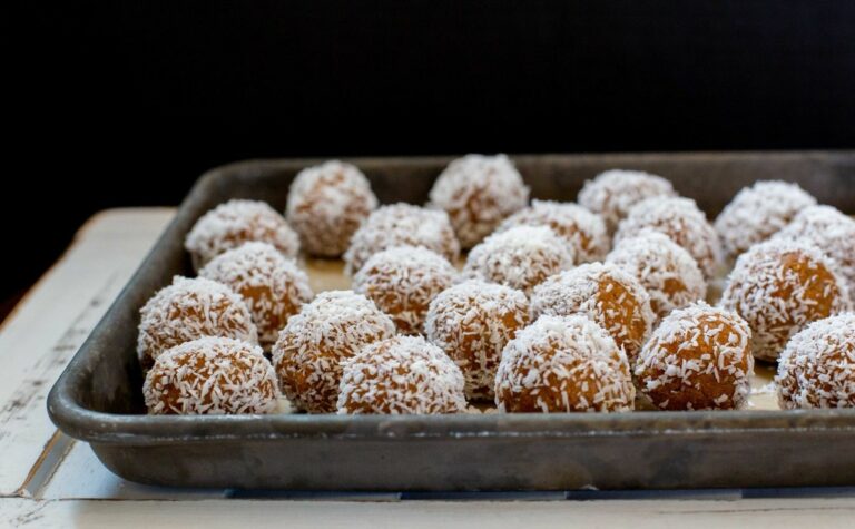 Chilean Cookies & Candy - Pilar's Chilean Food & Garden