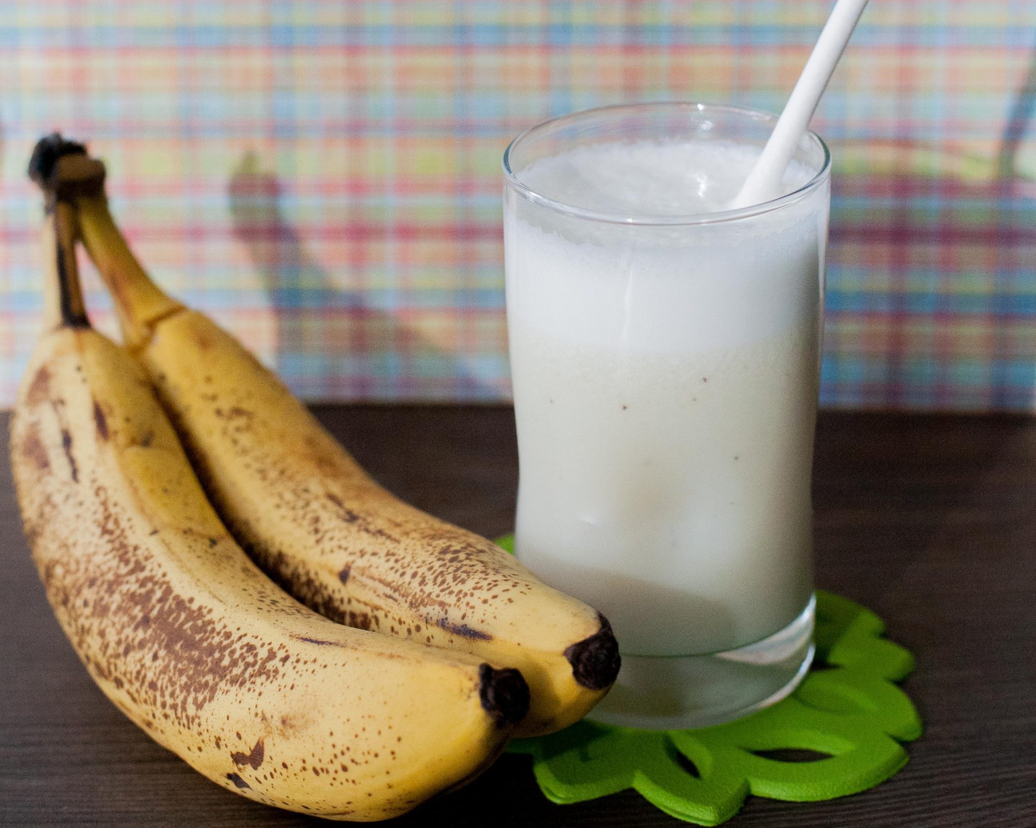 Leche con Plátano Milk with Banana - Pilar's Chilean Food & Garden