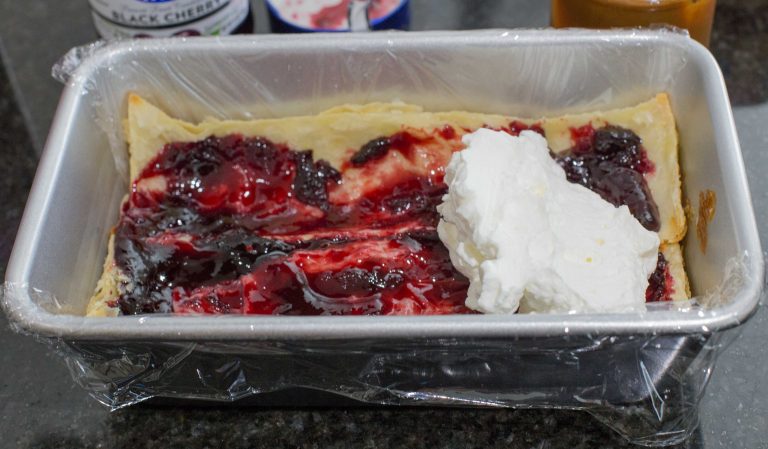 Easy Torta Pompadour Cake with Puff Pastry - Pilar's Chilean Food & Garden