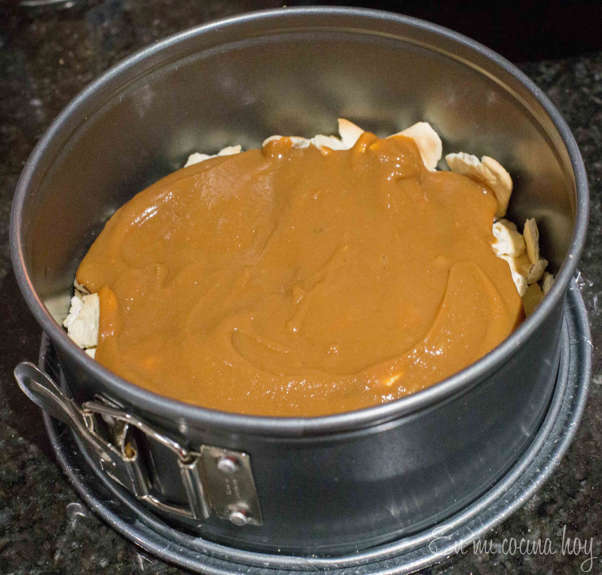 Easy Milhojas Cake (no-bake) - Pilar's Chilean Food & Garden