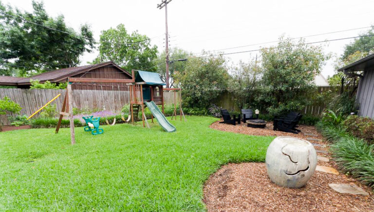 Houston Backyard Gardens: Meyerland 2008-16 - Pilar's Chilean Food & Garden