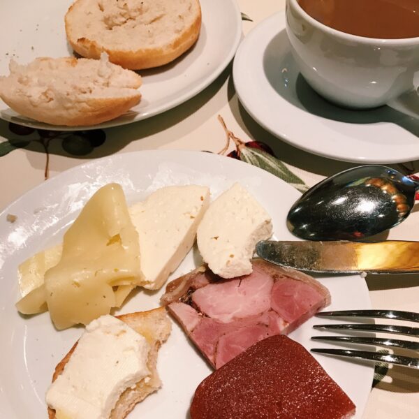 Chilean Once - Pilar's Chilean Food & Garden