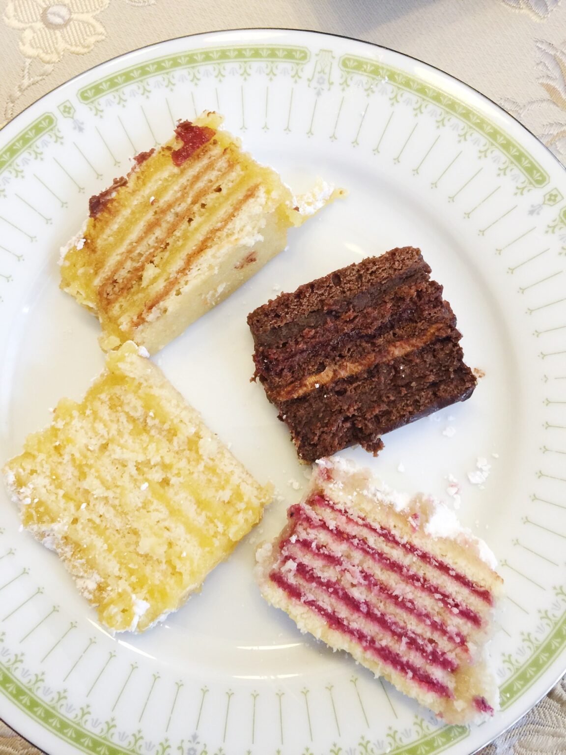 Easy Milhojas Cake (no-bake) - Pilar's Chilean Food & Garden